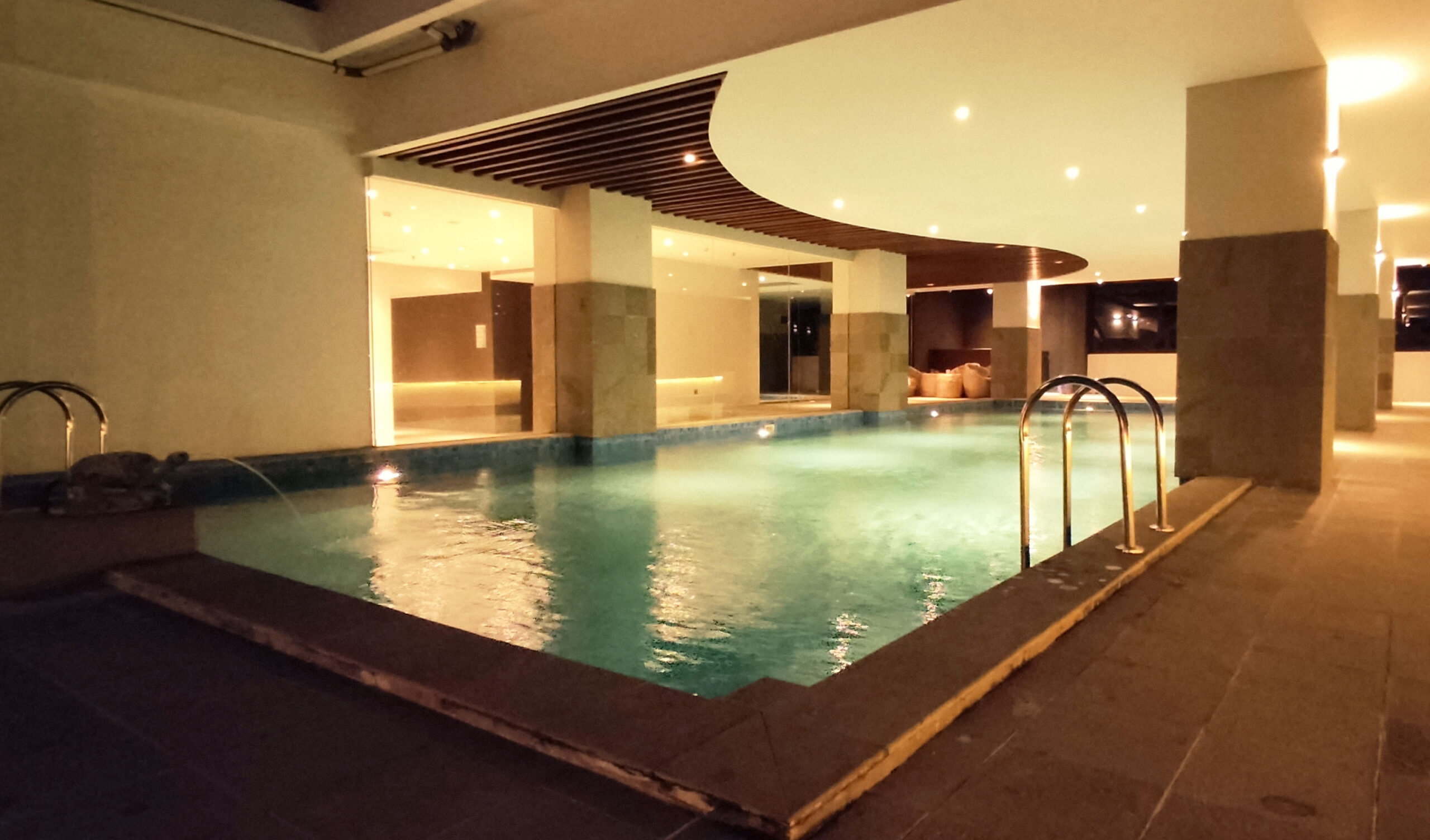 Rogers Hotel Manado, Manado | Official Site – Luxurious Comfort in ...