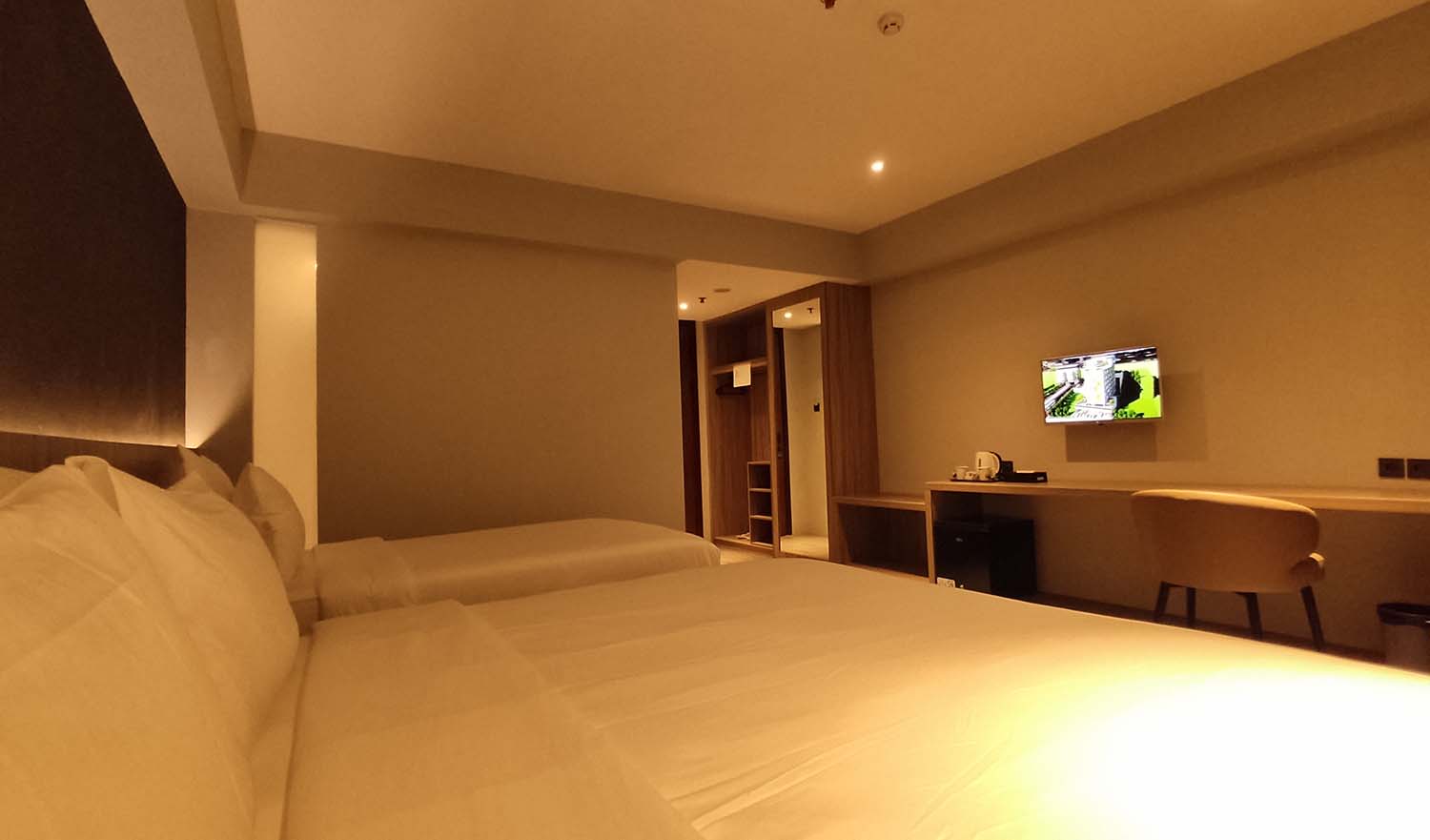Family Room – Rogers Hotel Manado, Manado | Official Site