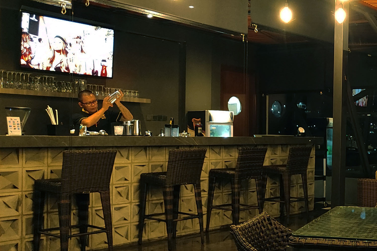 Restaurant - Rogers Hotel Manado, Manado | Official Site