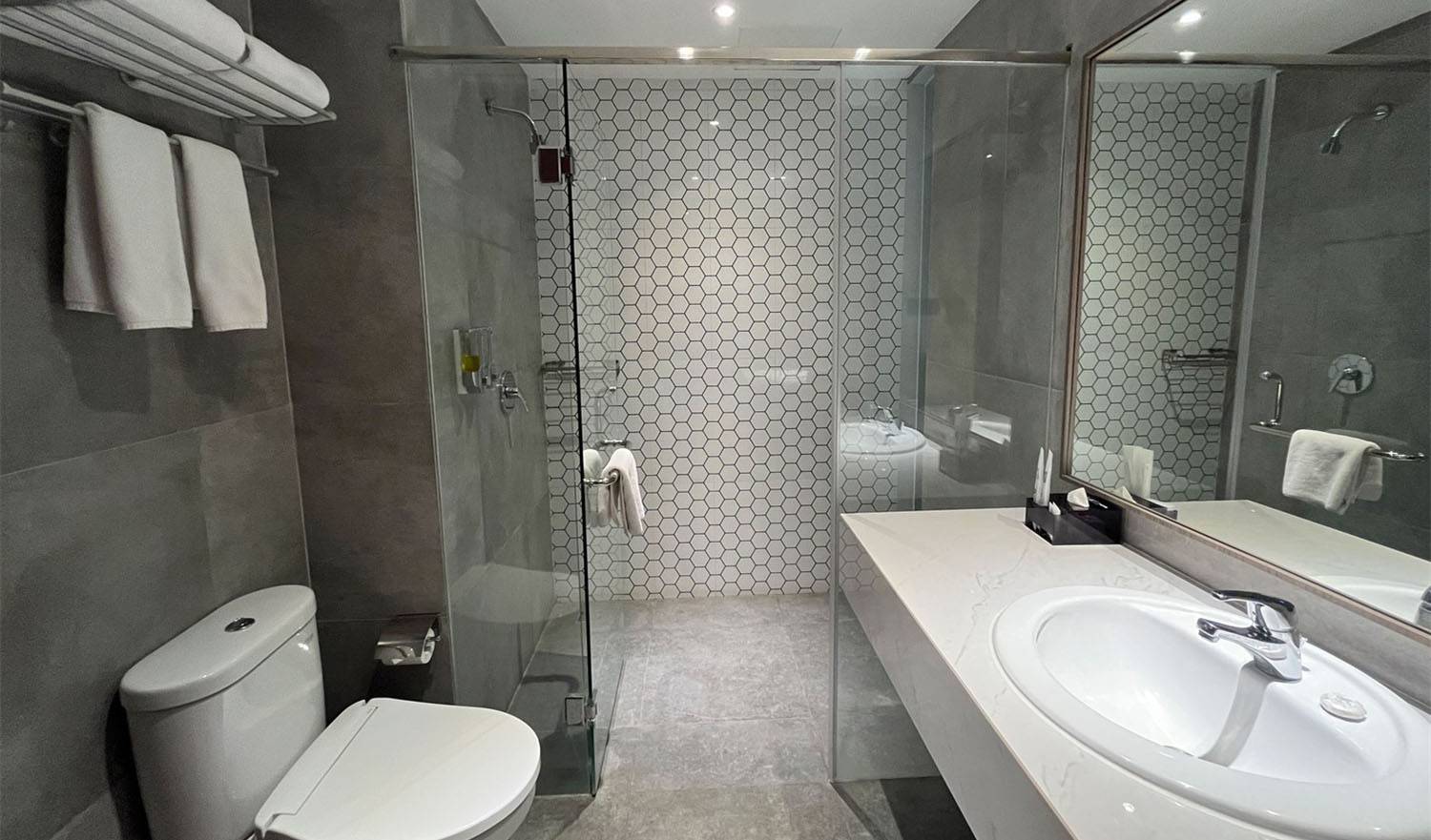 Superior Room - Rogers Hotel Manado, Manado | Official Site